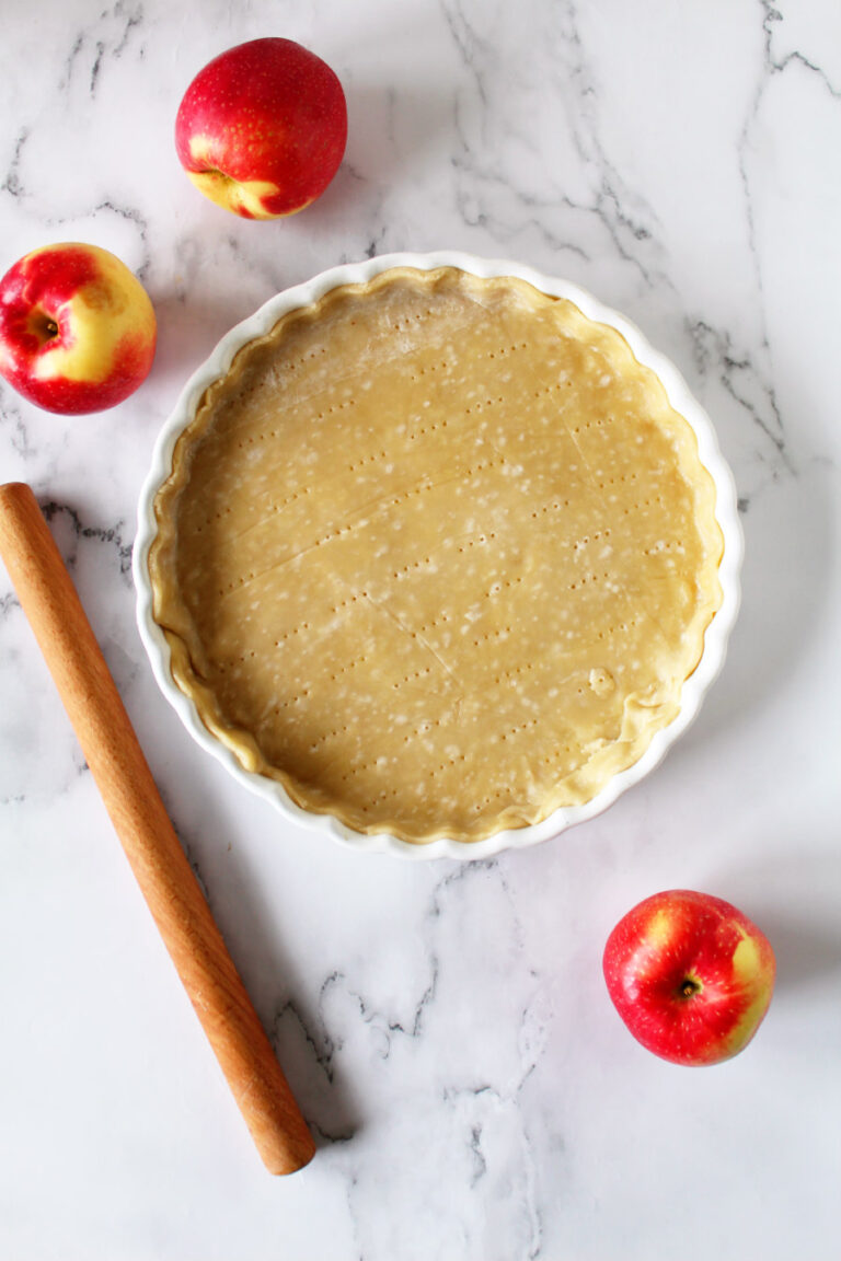 Apple Cinnamon Tart with Walnut Caramel Sauce — Holoka Home